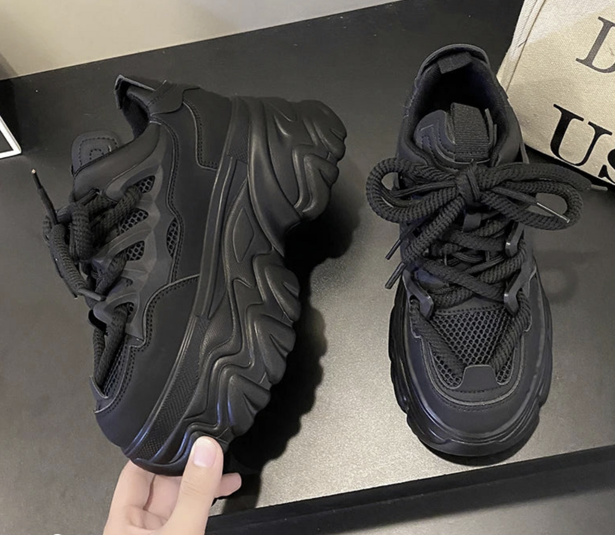 What Are Platform Sneakers? A Complete Guide to Wearing Platform Shoes ...