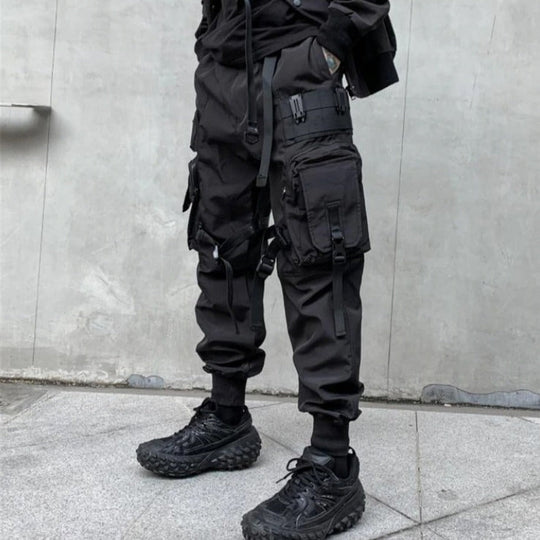 What Are Cargo Pants? A Comprehensive Guide to Their Style and Utility