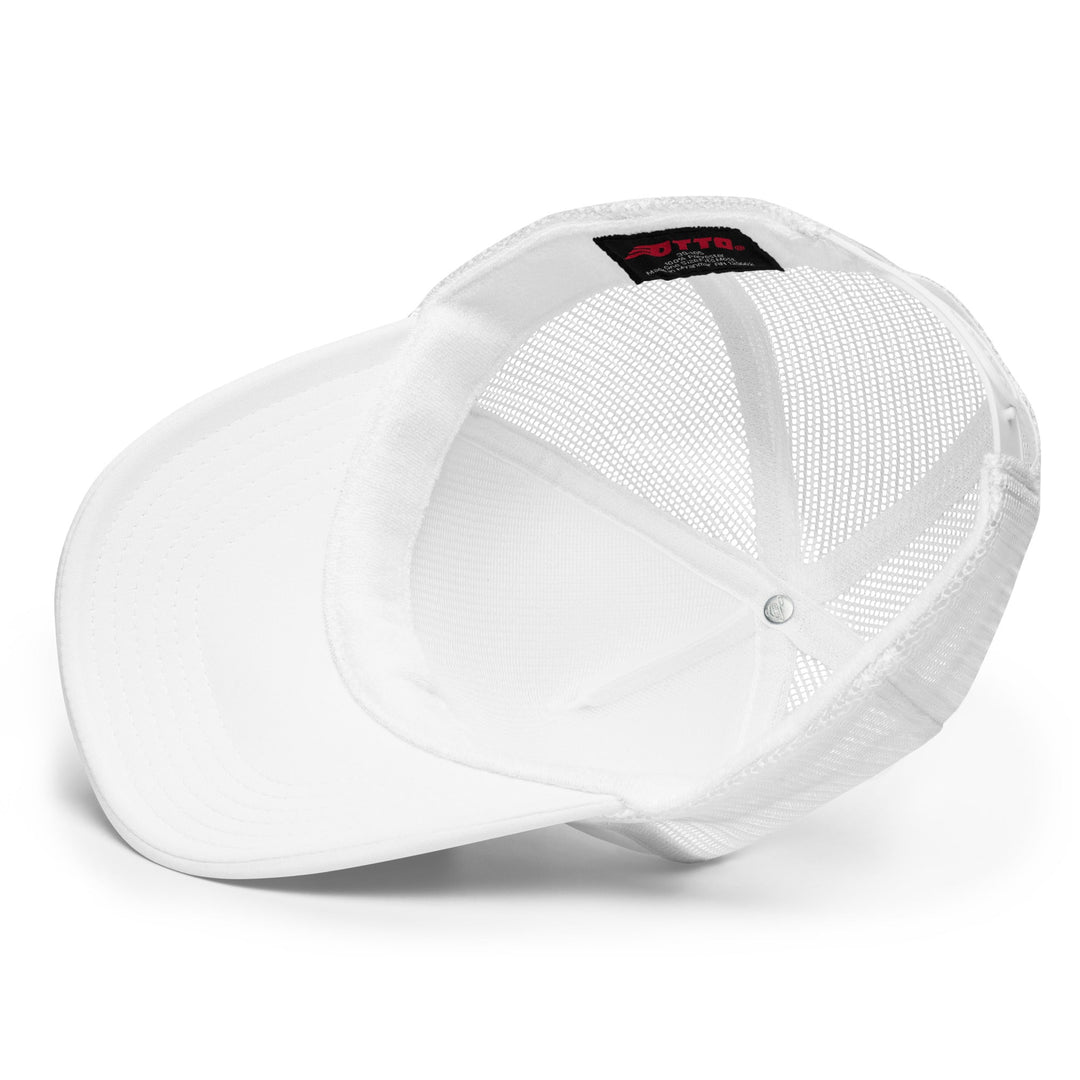 Loading image: White Luxurious Trucker Hat