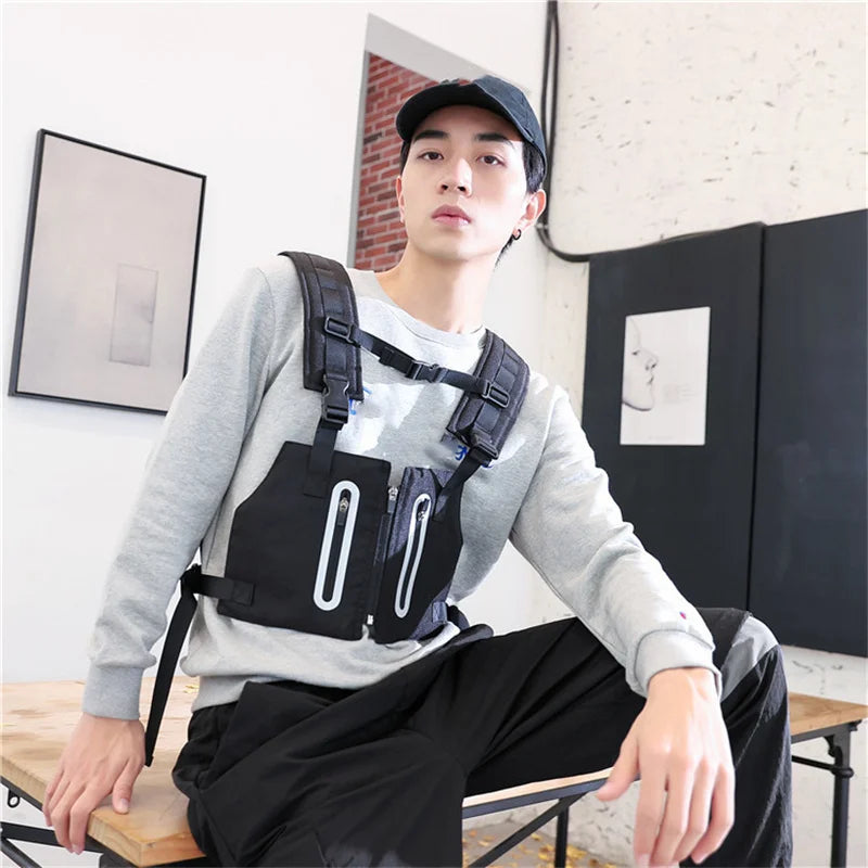 Reflective Stripe Cargo Vest | CYBER TECHWEAR®