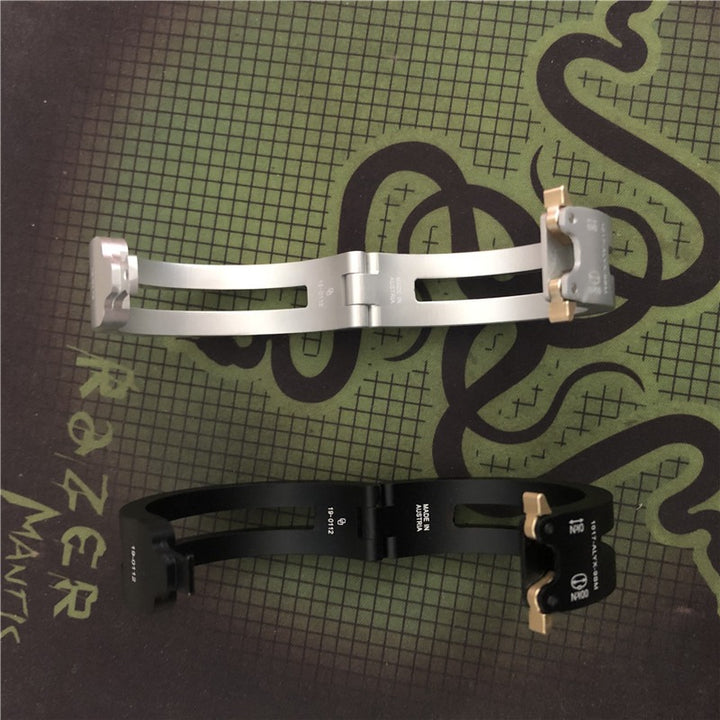 Loading image: Cyberpunk Bracelet | CYBER TECHWEAR®