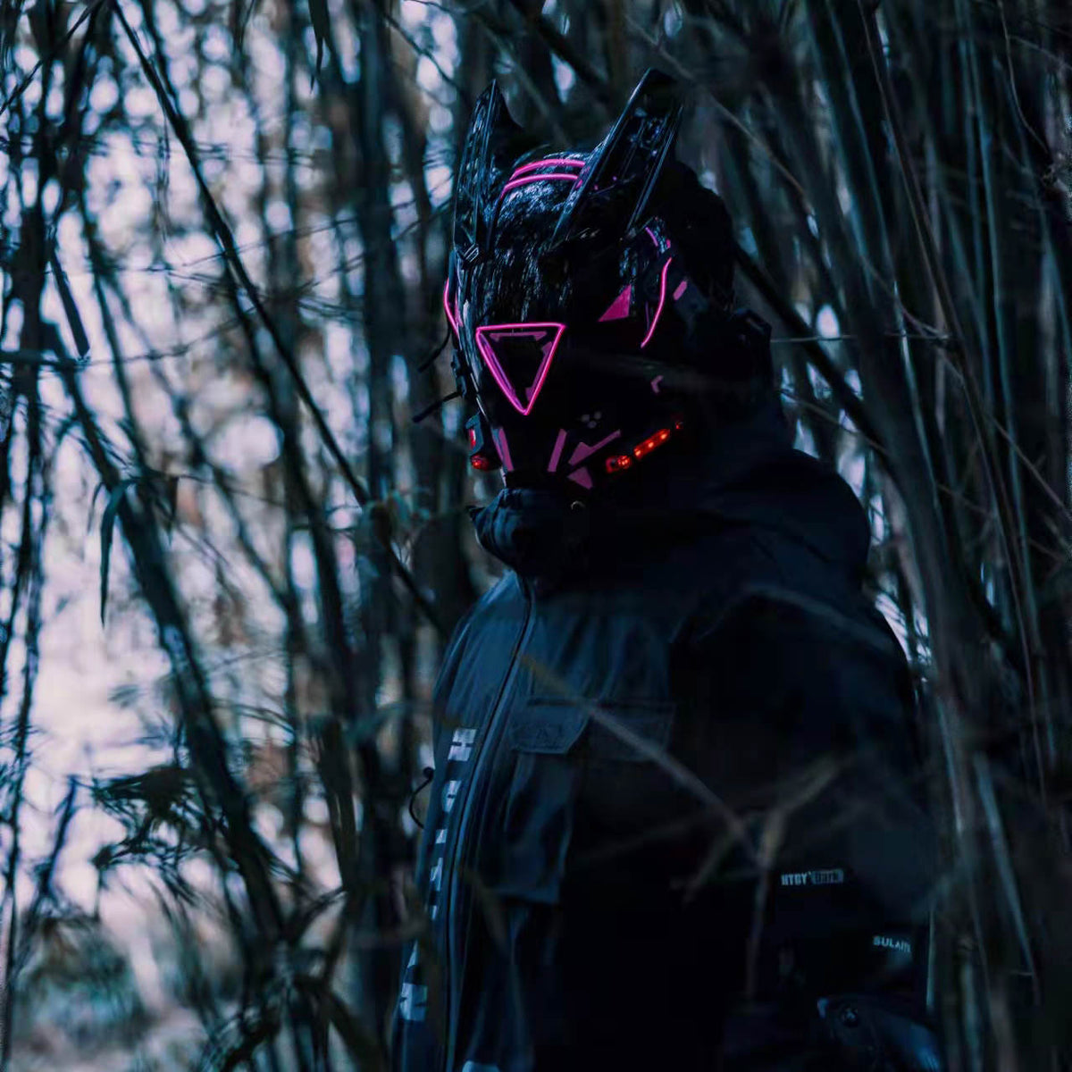 Máscara de ropa tecnológica Cyberpunk | CIBER TECHWEAR® – CYBER TECHWEAR