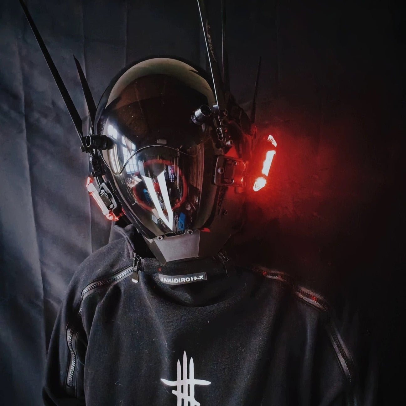 Red Cyberpunk Futuristic Helmet | CYBER TECHWEAR®